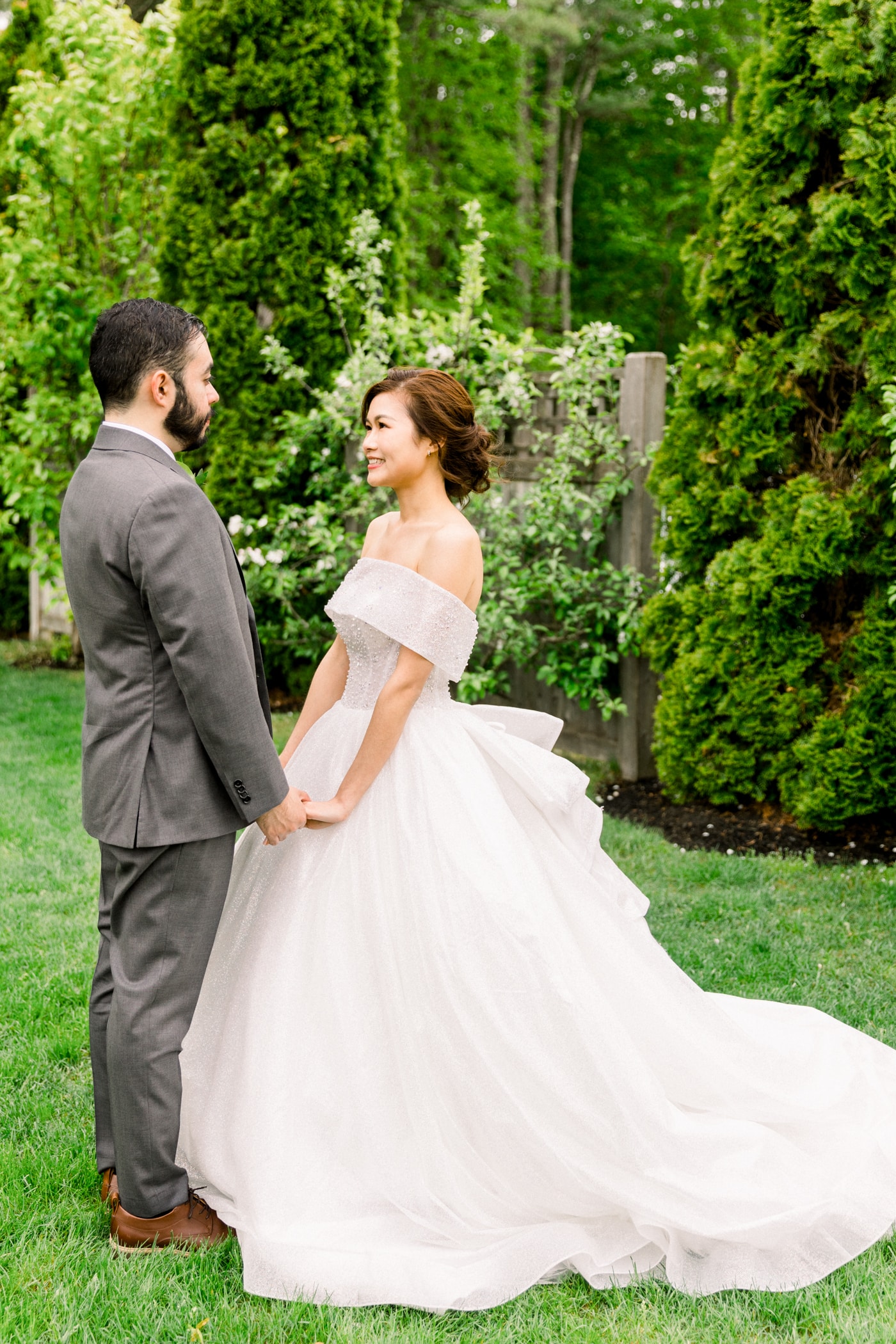Zorvino Vineyards Wedding Photos | Romantic Vineyard Wedding